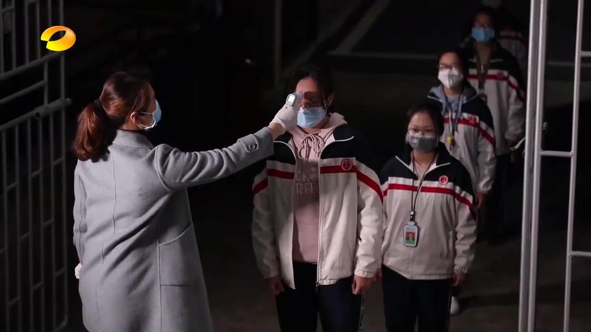 新闻大求真:疫情复学后寝室应该如何管理?看看这所中学怎么做吧