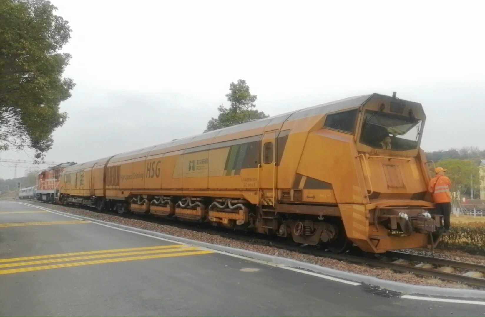 ...(福斯罗)HSG-Ⅱ型高速钢轨打磨车GDM-001(DF7C 5043 南局鹰段)