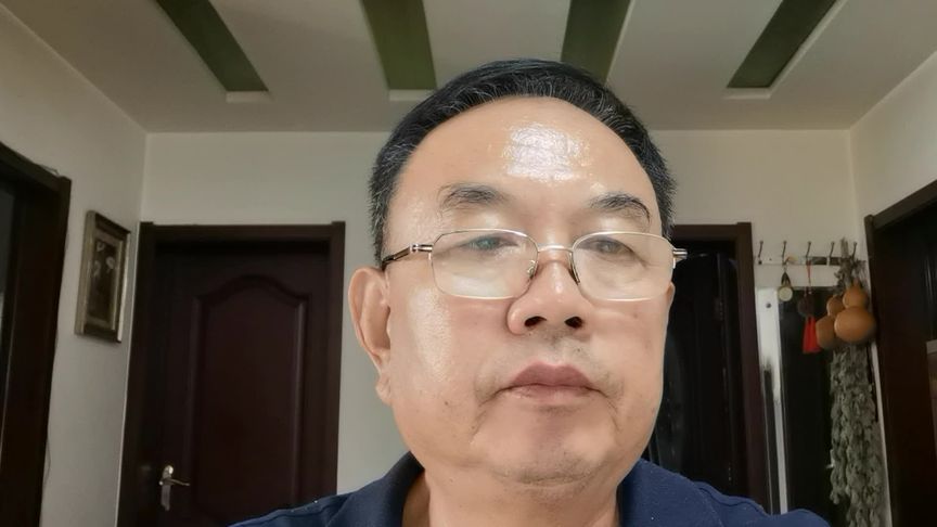 “问”字的结构,“门”框不容易掌握,希望大家明白。