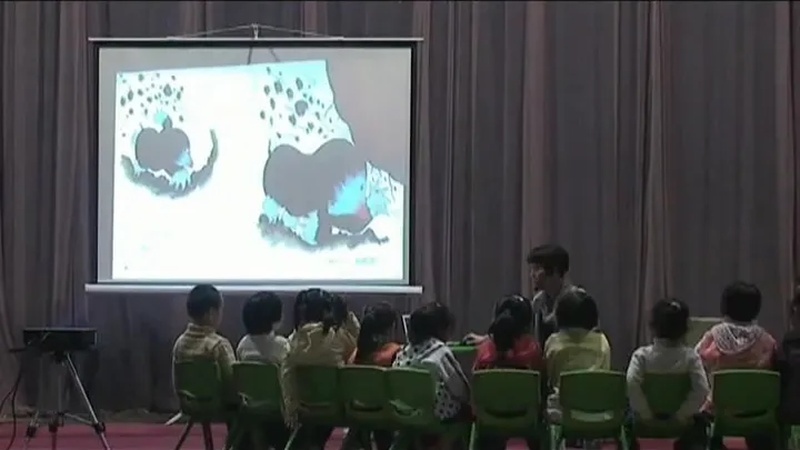 中班语言《啪啦啪啦嘭砰》幼儿园优质公开课视频
