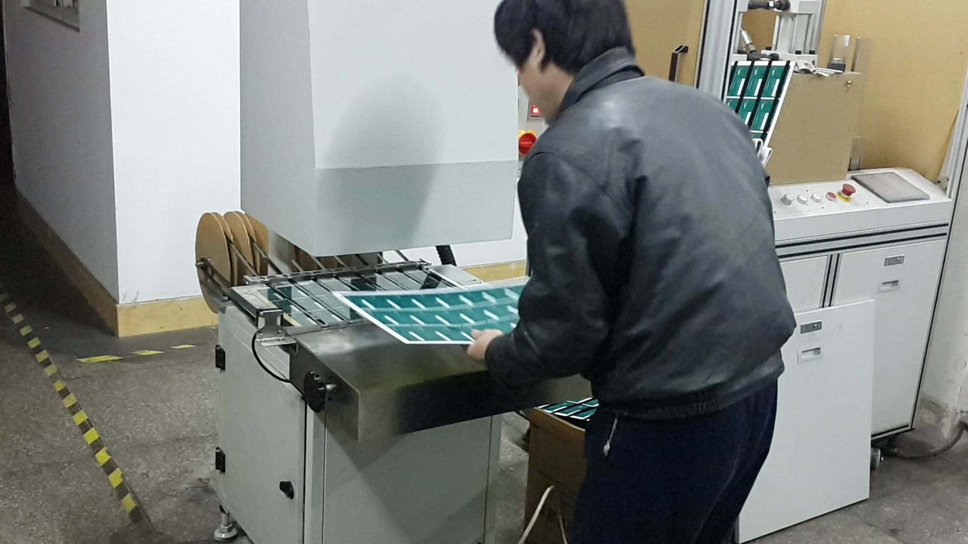 贴磁条机,PVC卡贴磁条机,PVC带胶膜贴磁条机,银行卡贴磁条机,智能...