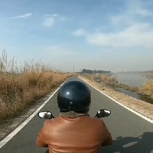 摩旅中的逍遥客 