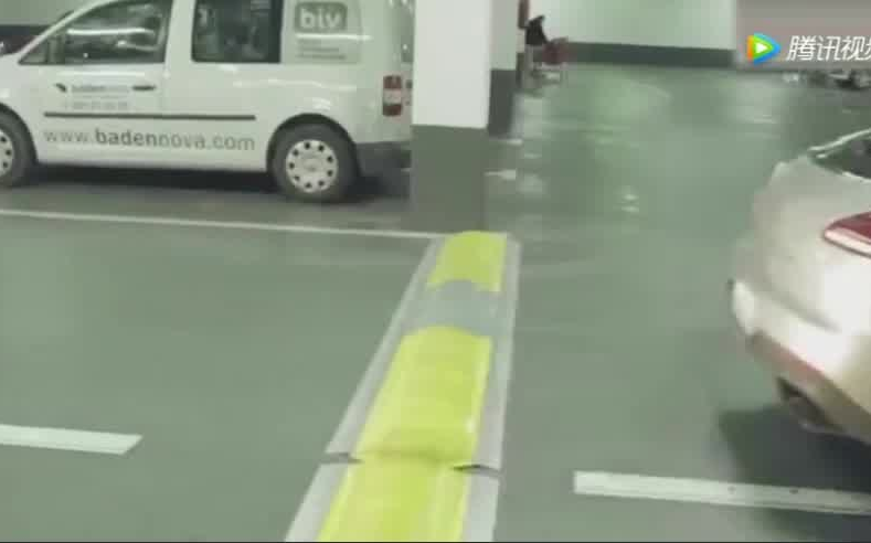 非牛顿流体的实际应用—减速带