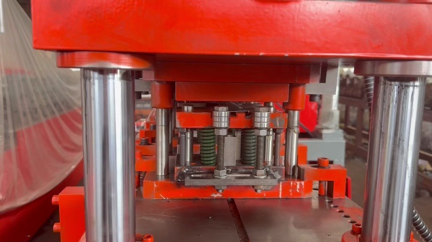 C型钢成型机#全自动C型钢成型机械设备#C型钢机#冷弯成型机