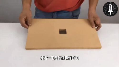 用木工的材料为你的两个工具制作一款多功能工作台,简单易会