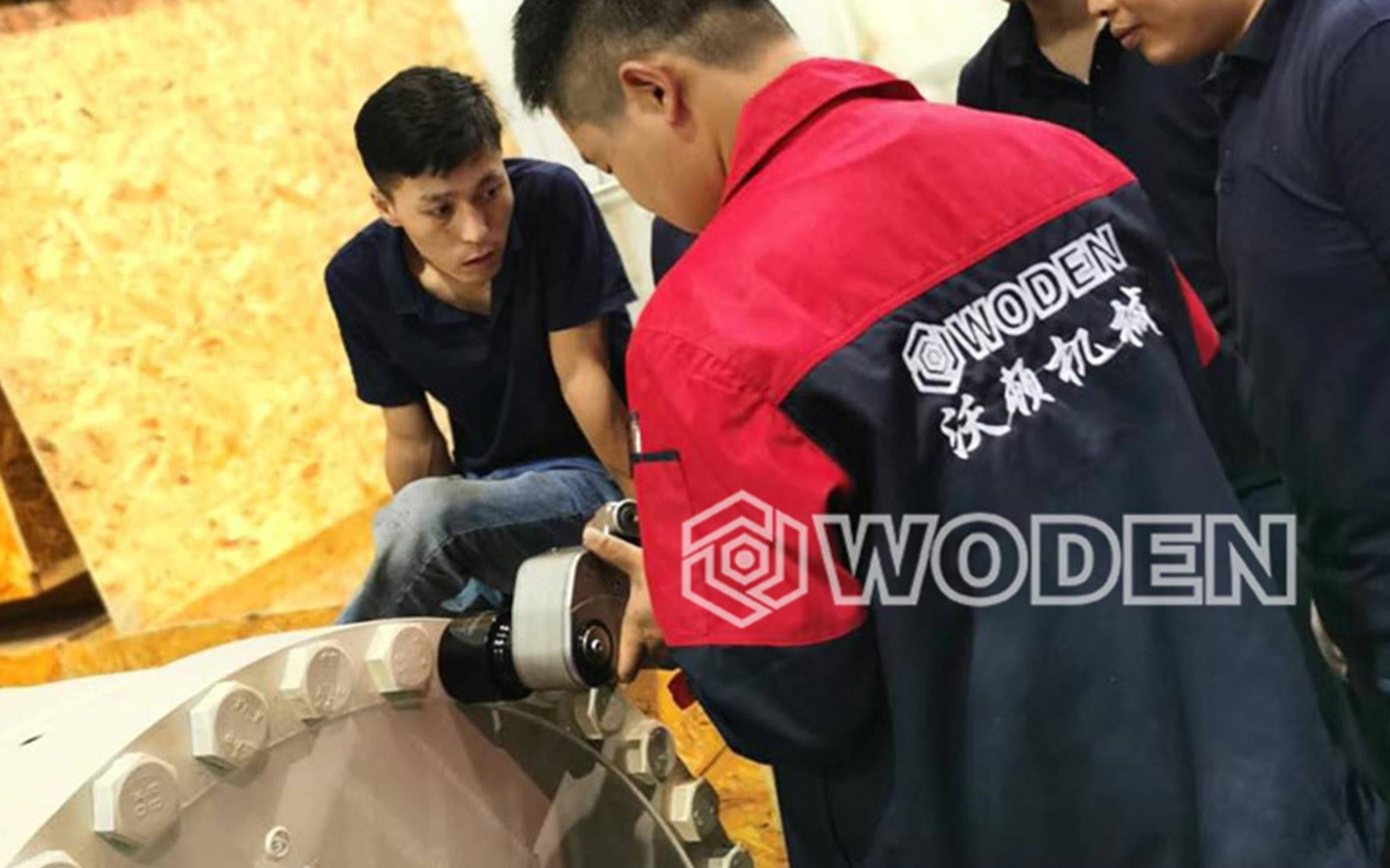 驱动式扭矩扳手_驱动液压扳手价格多少钱?