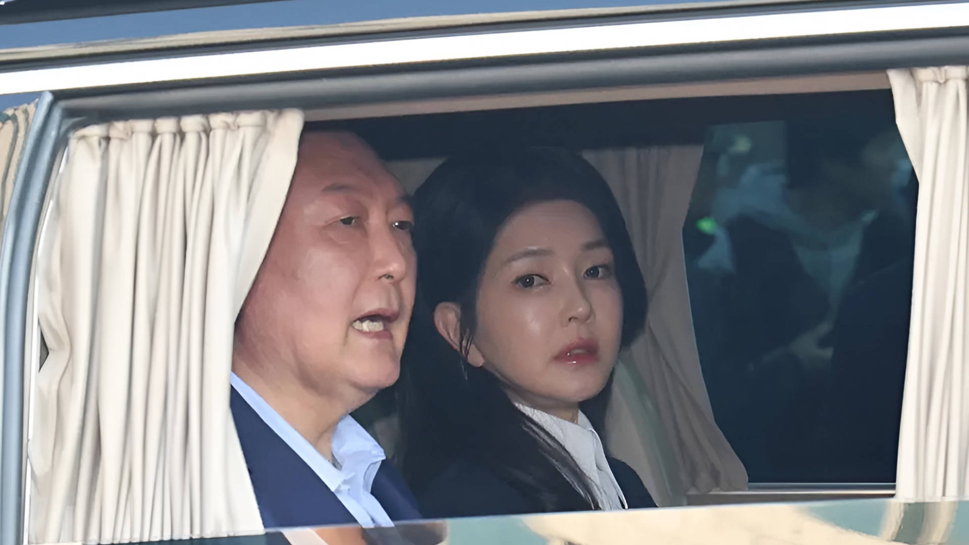 韩国前第一夫人金建希硕士论文被认定剽窃,博士论文总共860句中220...