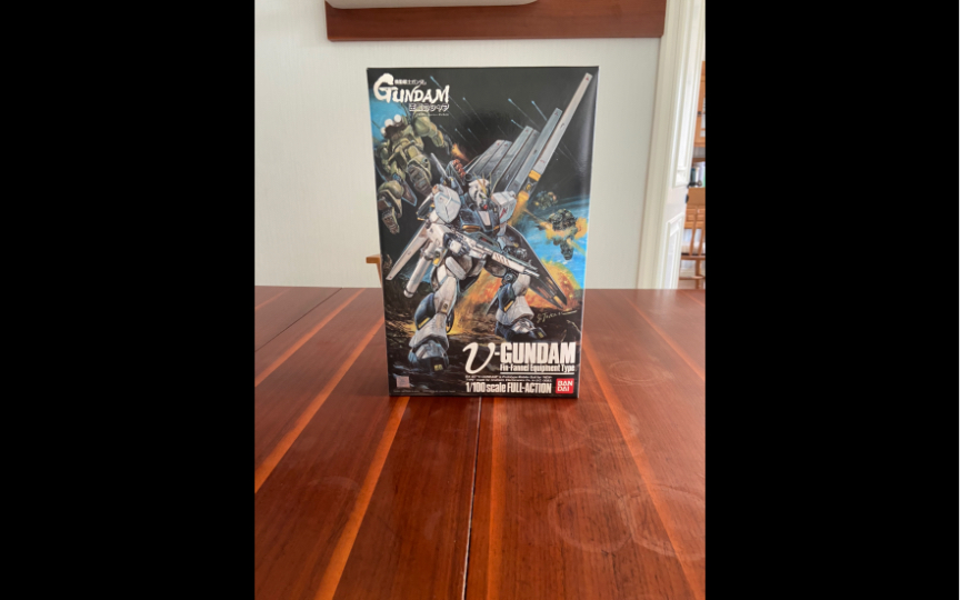 让我们重回1988!世界上第一款1/100的牛高达开箱。