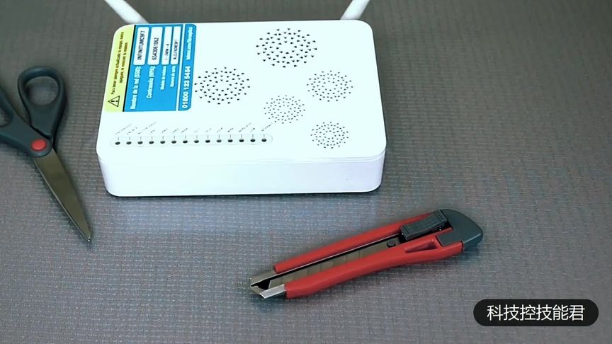 科技:简单一招,让你家里WIFI信号增强2到3倍,简单有效!