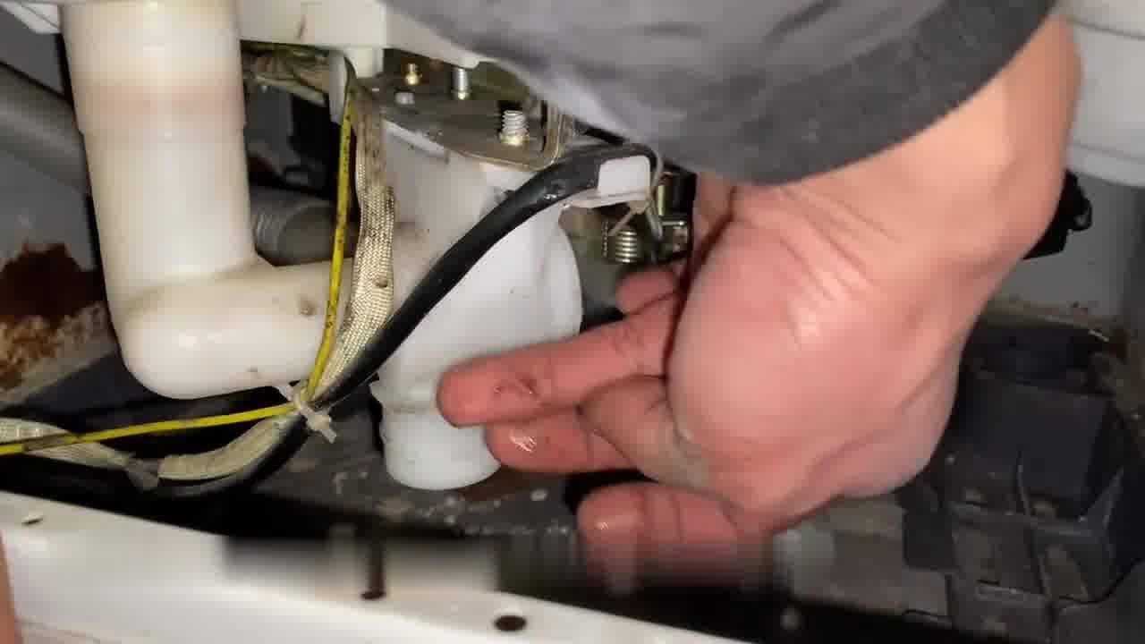 小天鹅洗衣机显示e50是什么故障