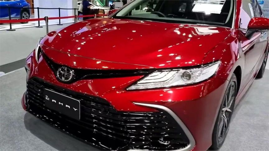 2022款丰田凯美瑞2.5静态体验,太漂亮了!