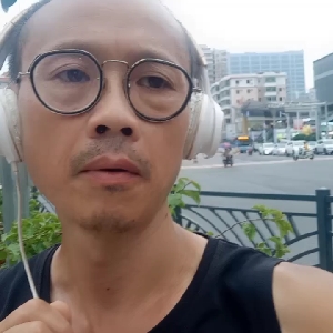 人间是一个错 