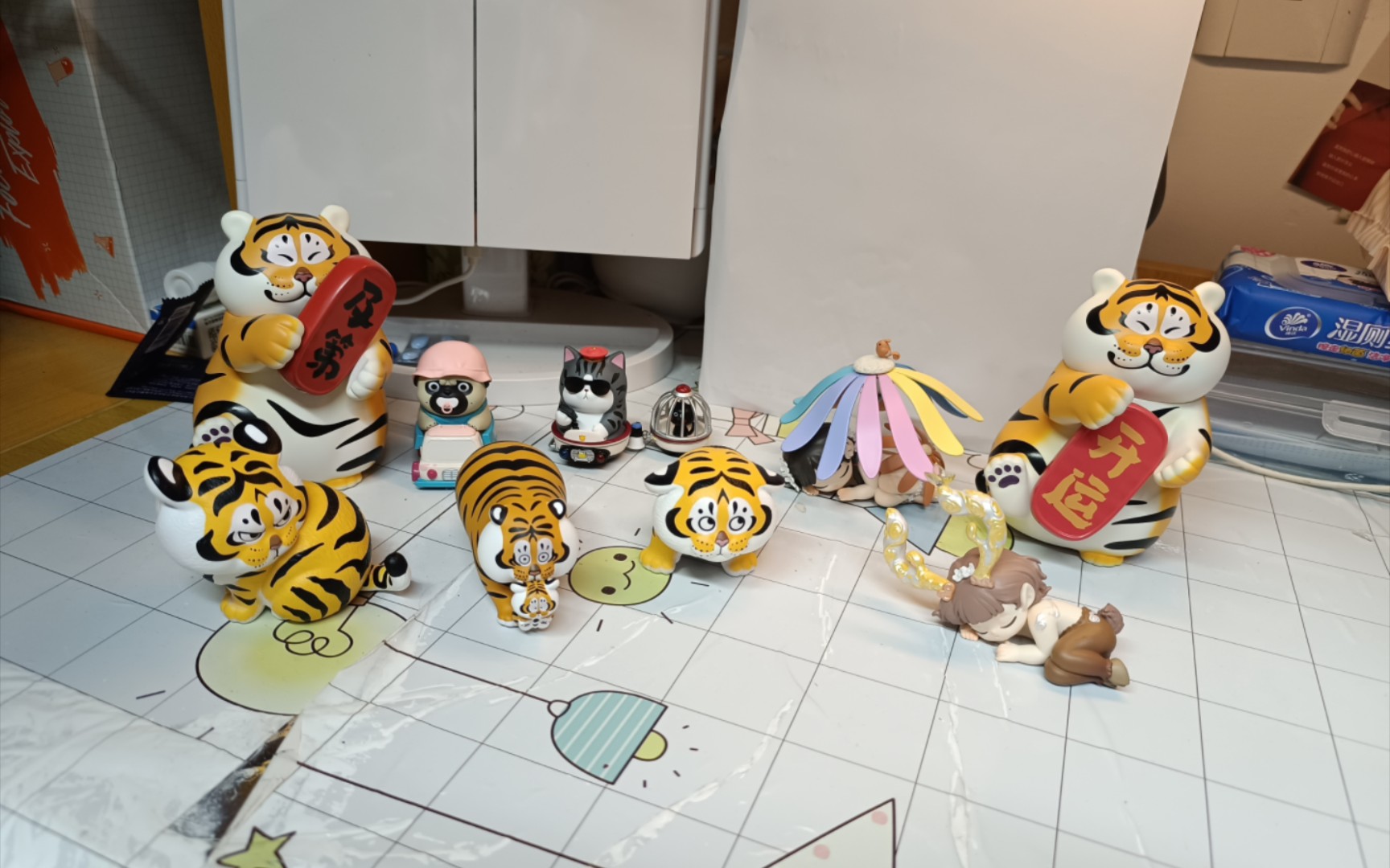 海南免税城疯狂购入盲盒的旅游|盲盒开箱vlog|胖虎祈福|吾皇万岁|丛林...