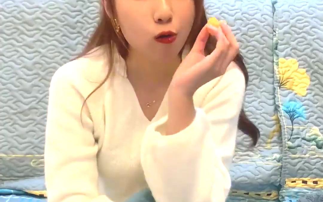 砂糖橘是昨天炫的,脸是今天黄的.#没有一袋沙糖桔能过夜 #囯潮年俗...