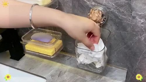 有了这个小拖把不管是用过的洗脸巾还是厨房湿巾都能二次使用