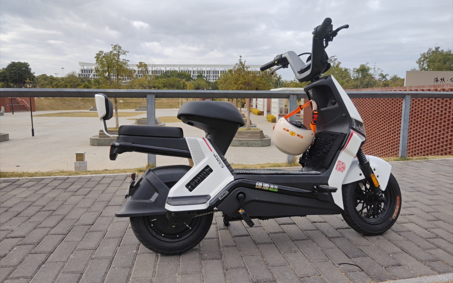 新国标下电动自行车选购使用体验--绿源Liva10