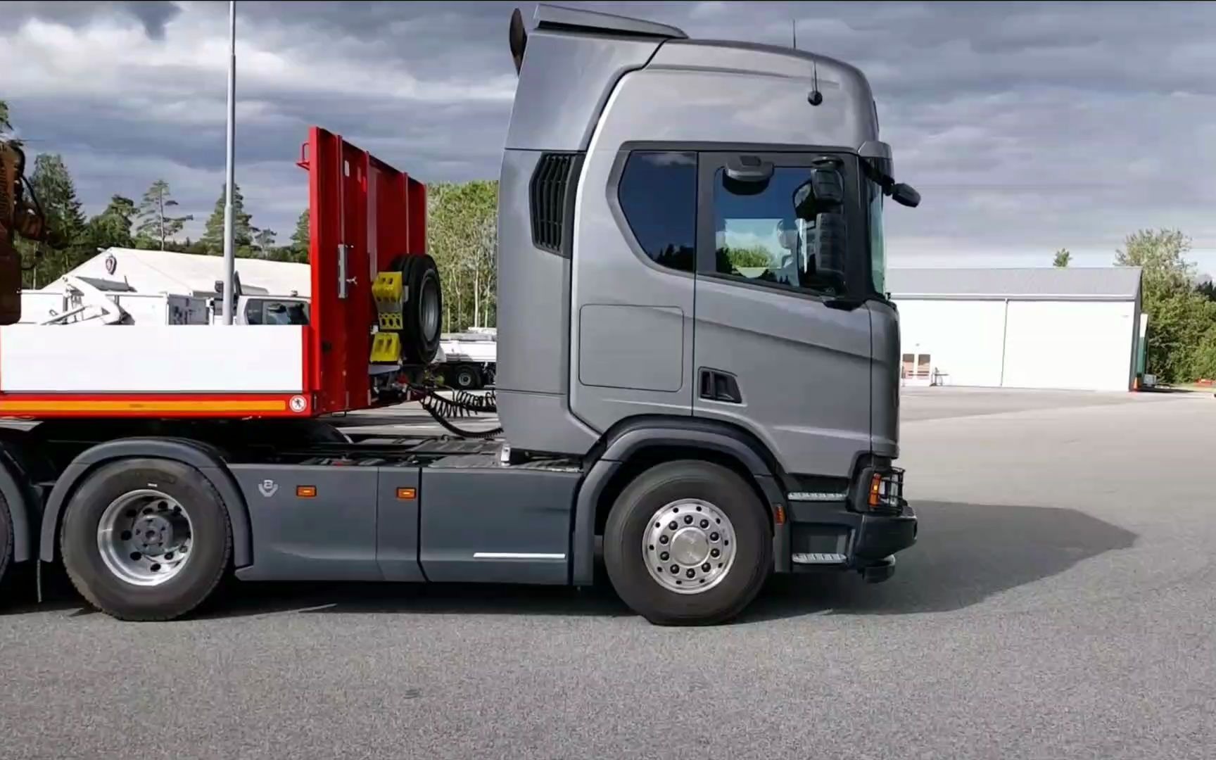 全新斯堪尼亚XT工程车系列重卡