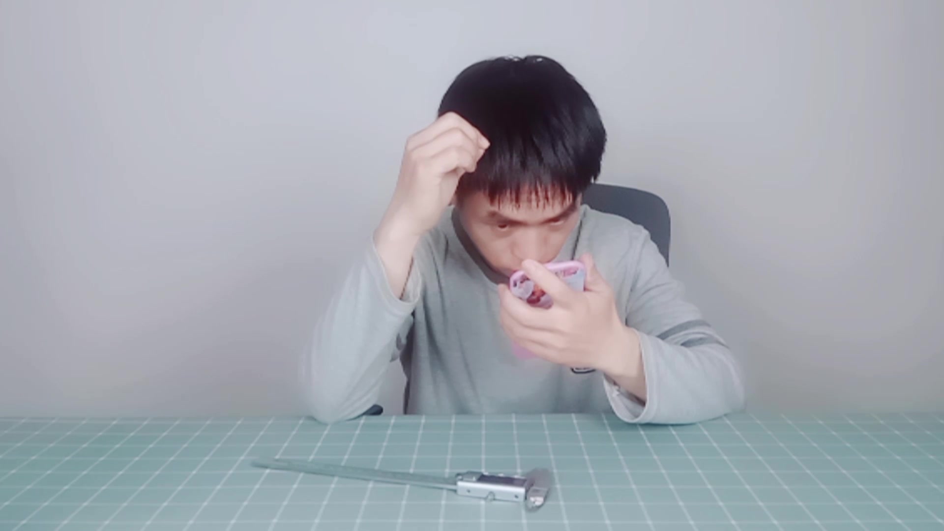 测量头发丝的直径,看看头发丝的直径是多少