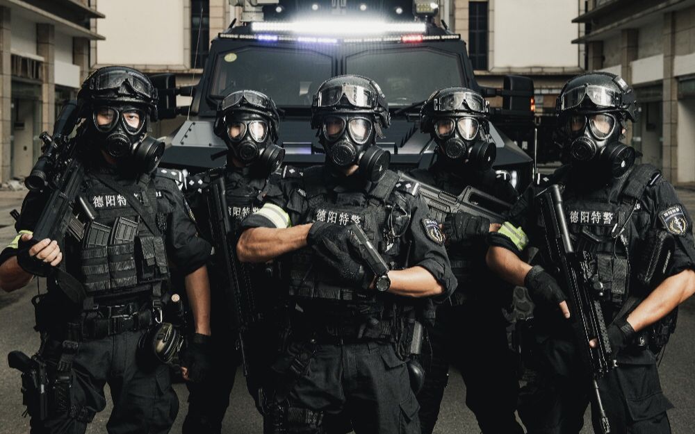 炸裂!史上最强特警宣传片!