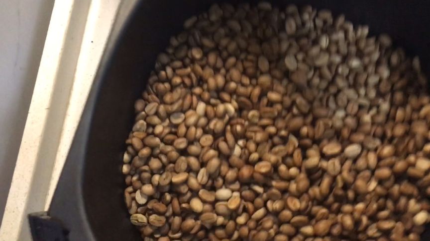 纯手工制作咖啡豆!能不能变成咖啡粉就看粑粑本事啦