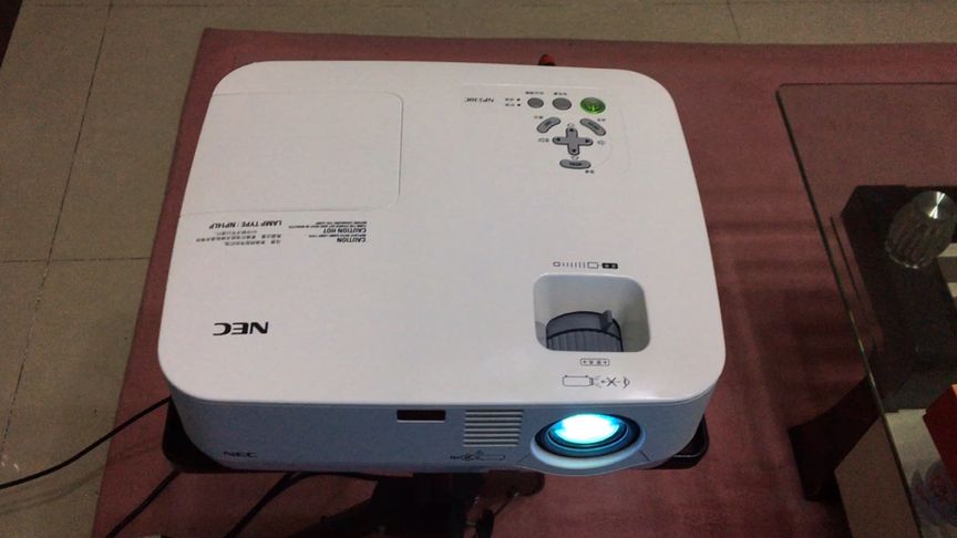 灯泡才用148小时9成新日本NEC NP530C投影仪投影机