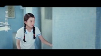 现在的学生不得了,悄悄混进老师的办公室,偷看学校的机密档案