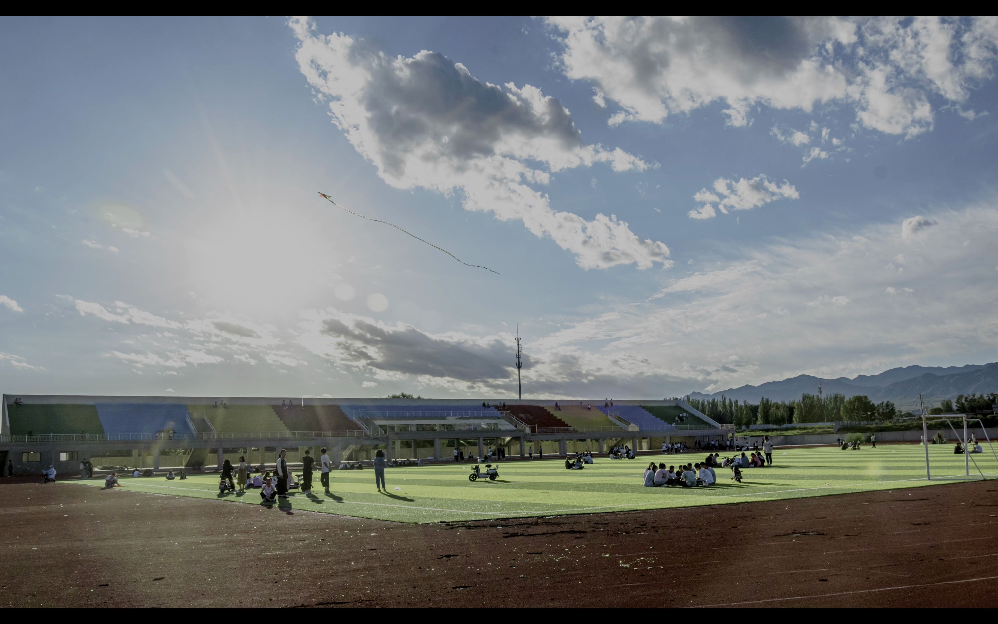 使用剪映PC端进行AE 422HQ sRGB 10bit视频二次创作(仅供对比)