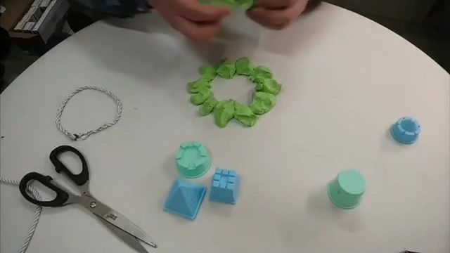 武汉大学病毒学家带你认识新冠病毒