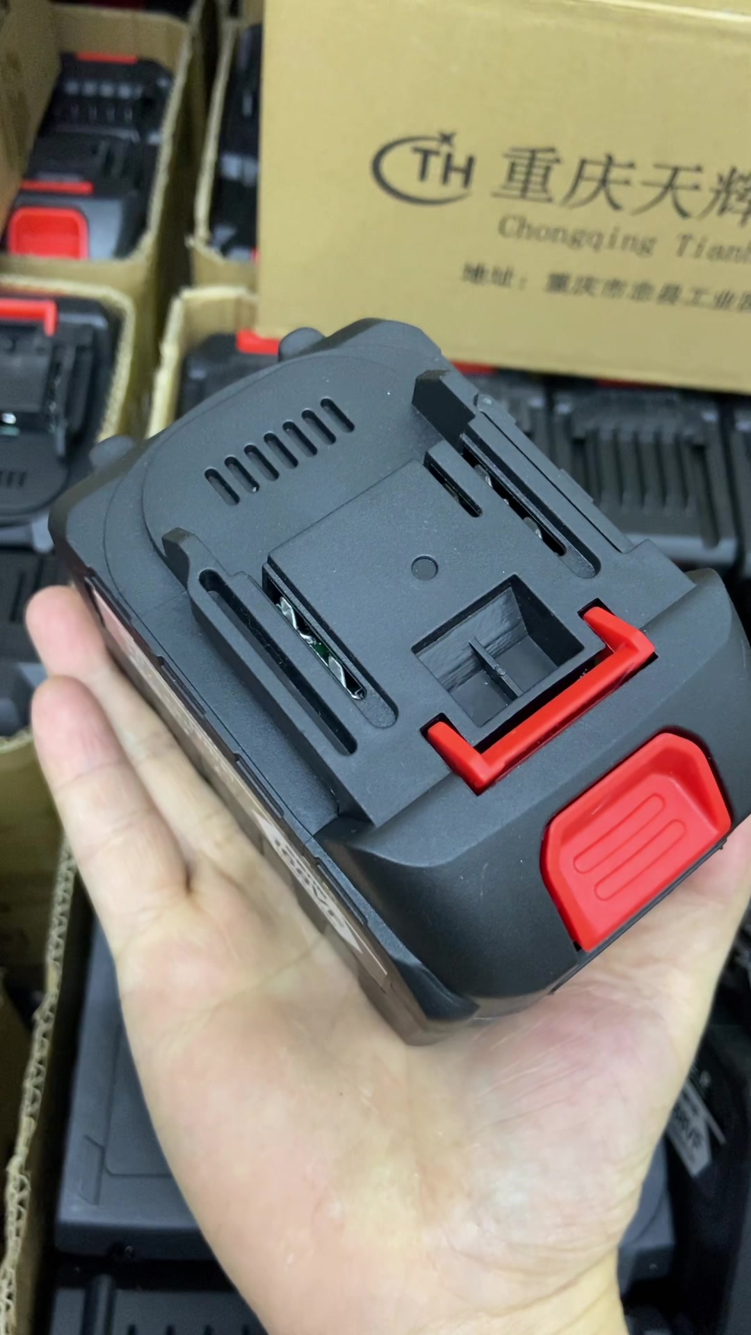 全新处理的锂电池#锂电池#锂电钻#锂电工具#修理工#泥瓦工
