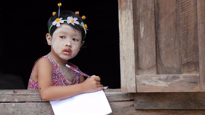 新型养老法:猜谜、做题、背诗…这真的不是小学生日程表?