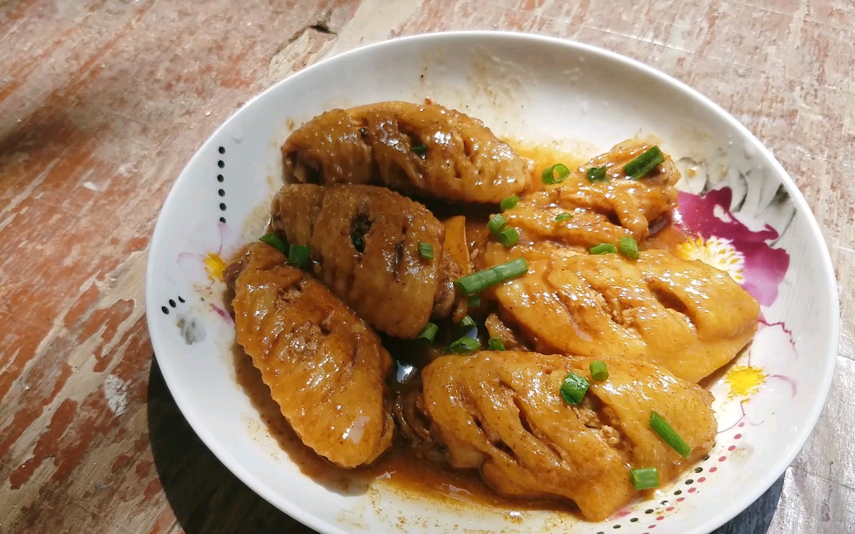 用电饭锅做可乐鸡翅?没问题(･∀･)