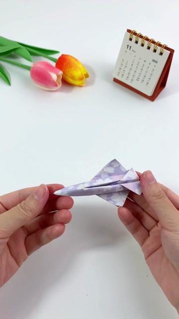 战斗纸飞机折纸教程,造型超逼真 折纸折纸教程纸飞机简单的.