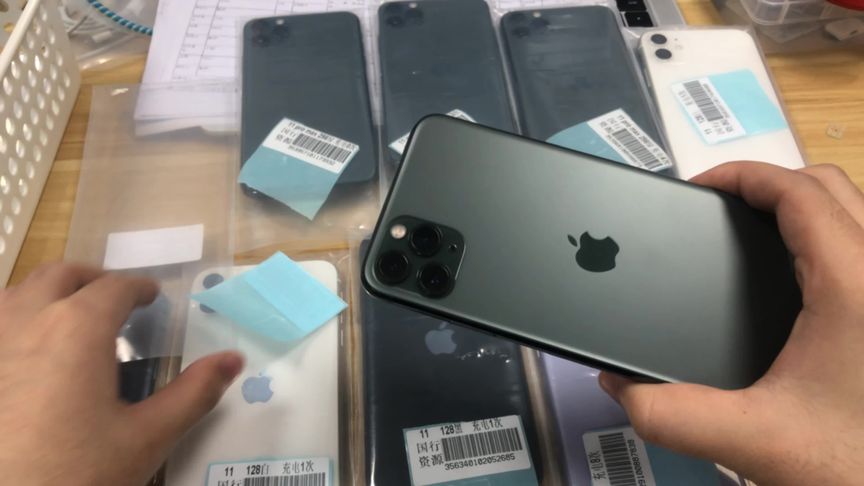 最近手机市场热销国行资源机苹果11系列,外观全新二手的价格真香