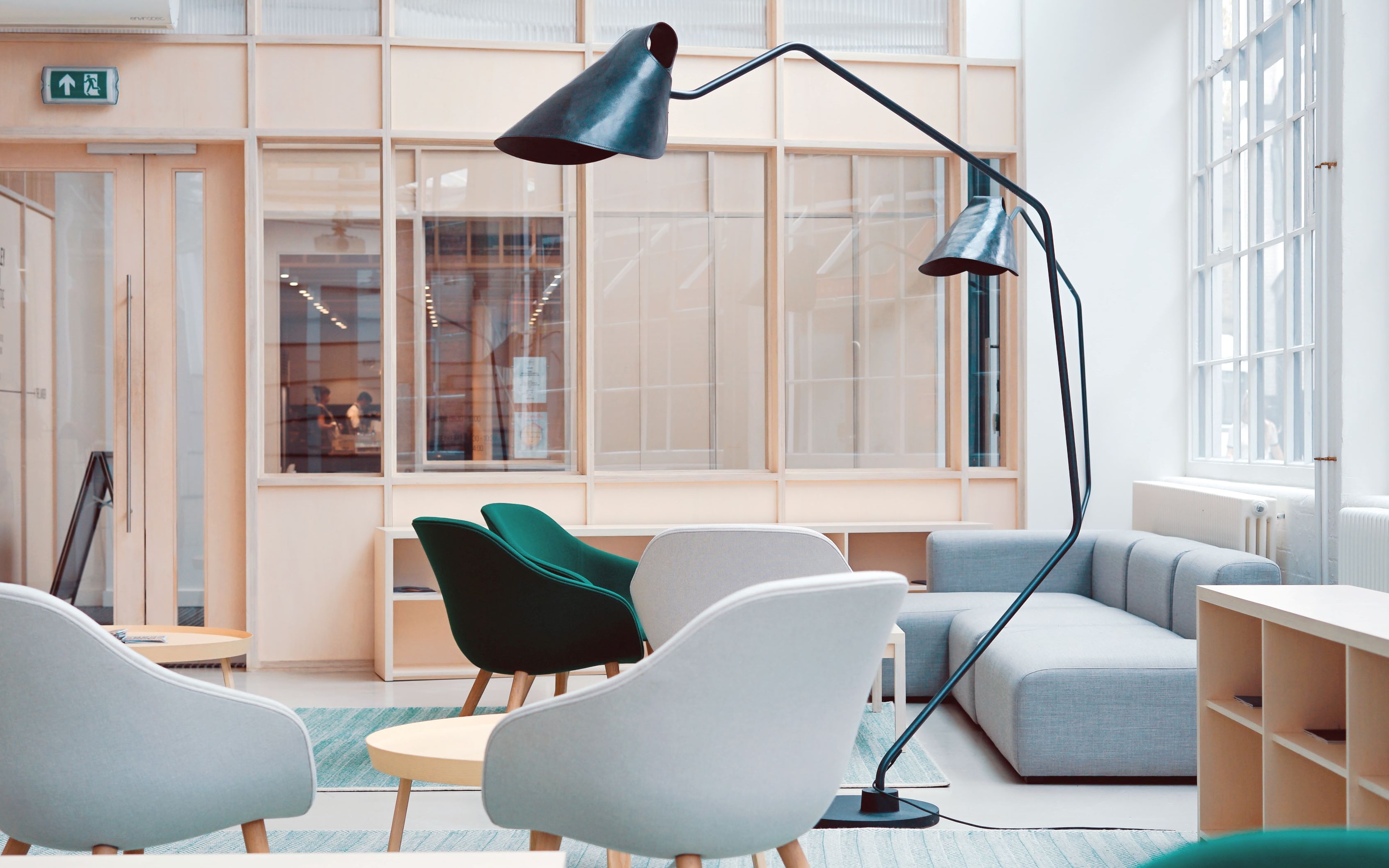 人体工学专家教你布置办公桌