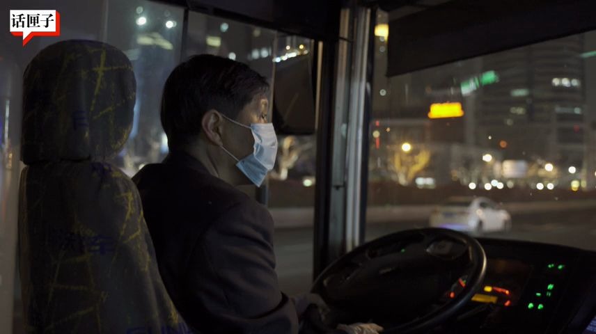 坐着公交车看风景～你熟悉的上海又回来了