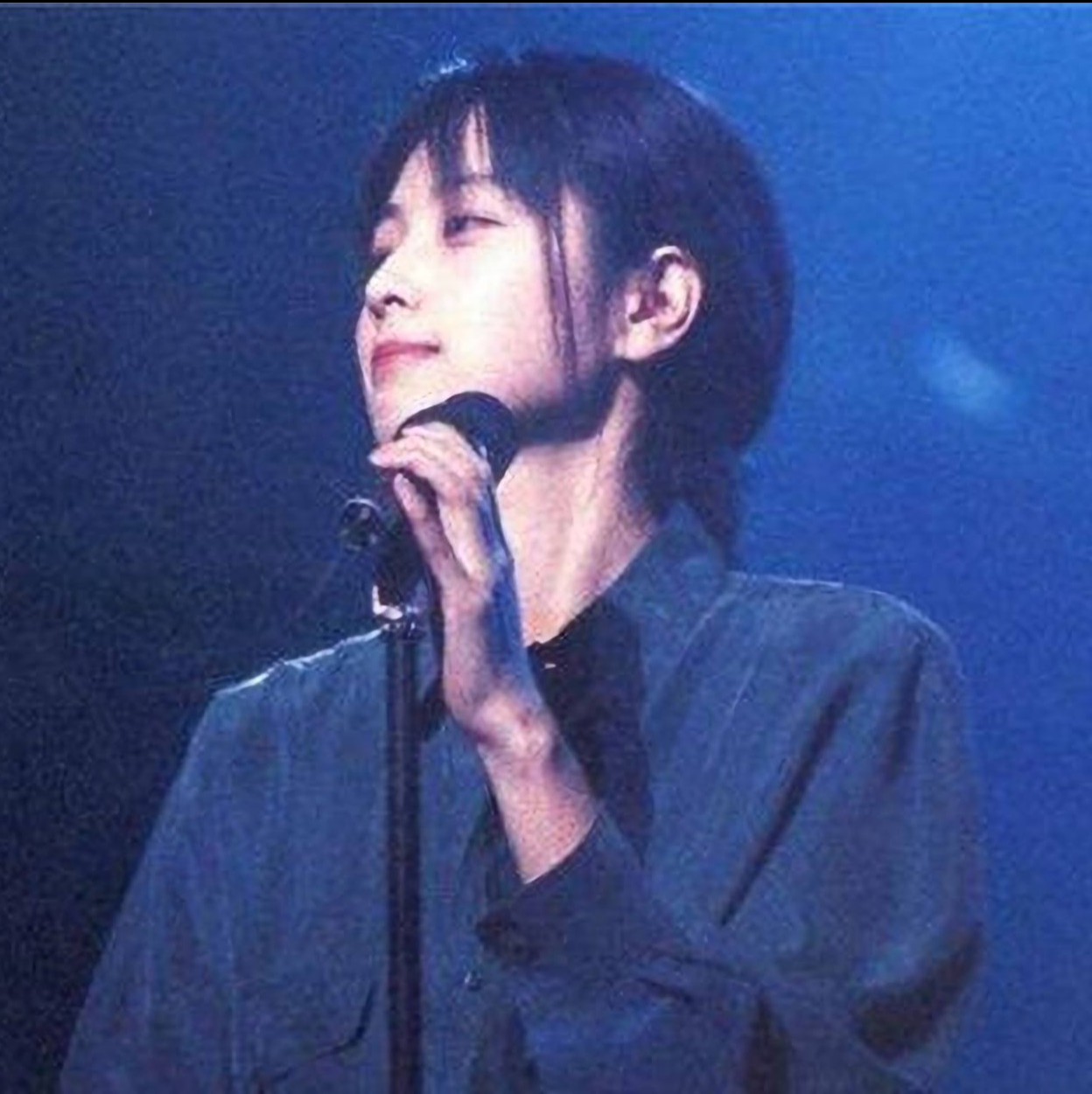 埃伦Ellen 
