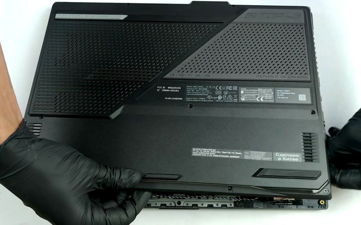 华硕 ASUS ROG Strix SCAR 15 G533 G533Q 笔记本 拆机 拆解视频