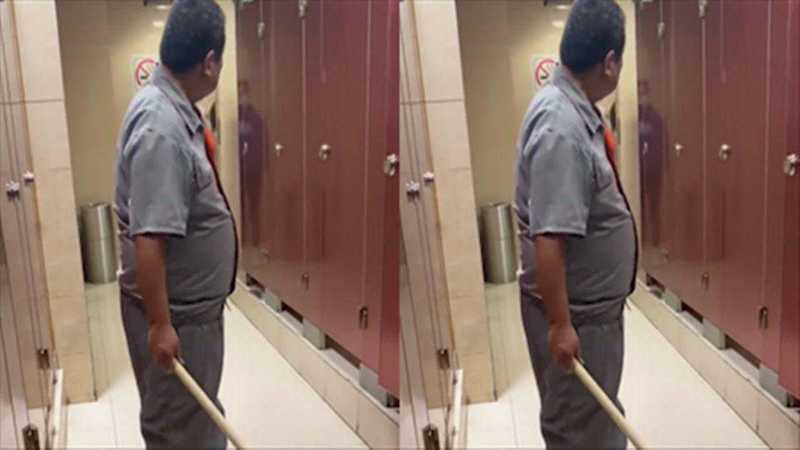 商场女厕所现男保洁打扫,引发女性强烈不满,男保洁:我也不乐意