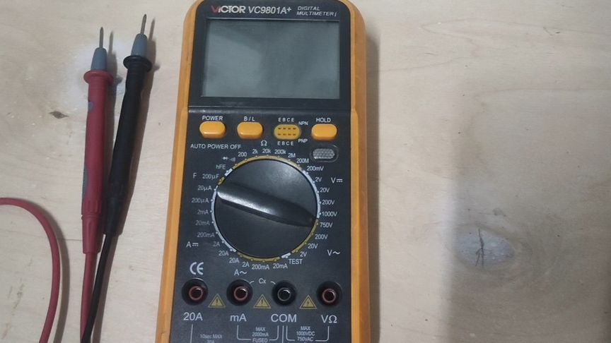 电工的重要辅助工具,数字万用表详细讲解。