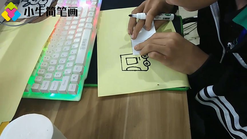 简笔画:小牛教你画小卡车,动动手指,一起来画吧