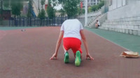 高中体育生百米练习,起跑真到位速度也很快,体育生的你怎么看?