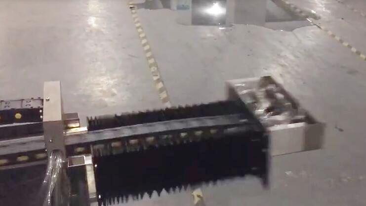 力泰锻造自动喷石墨机 自动喷石墨装置