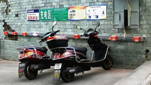 电动车"每天充电"和"用完再充"差别有多大?车主:马上改过来