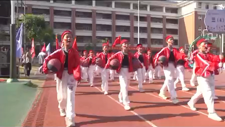 少年强则国强,三年级运动会开幕篮球操表演。