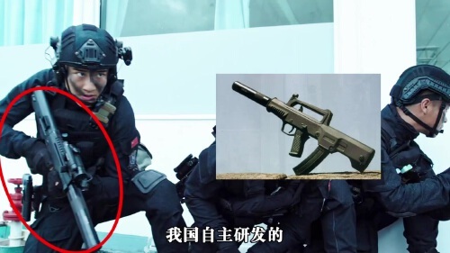 《红海行动》细节解析国产冲锋神枪,在战场上有关键的作用