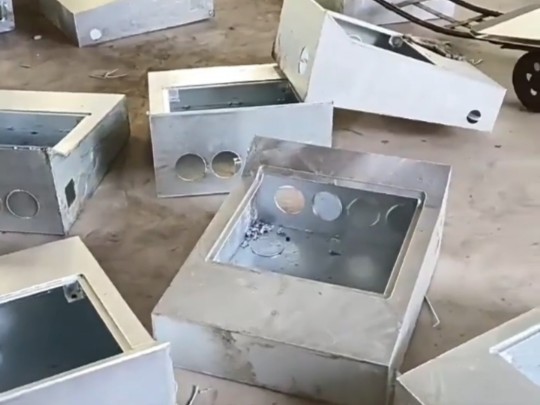 #热镀锌桥梁接线箱##桥梁接线箱##桥梁电力接线盒##桥梁路灯穿线盒...