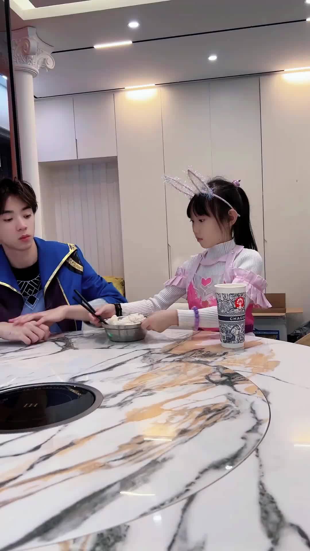 就算唐舞桐做错了唐舞麟也会一直陪着她