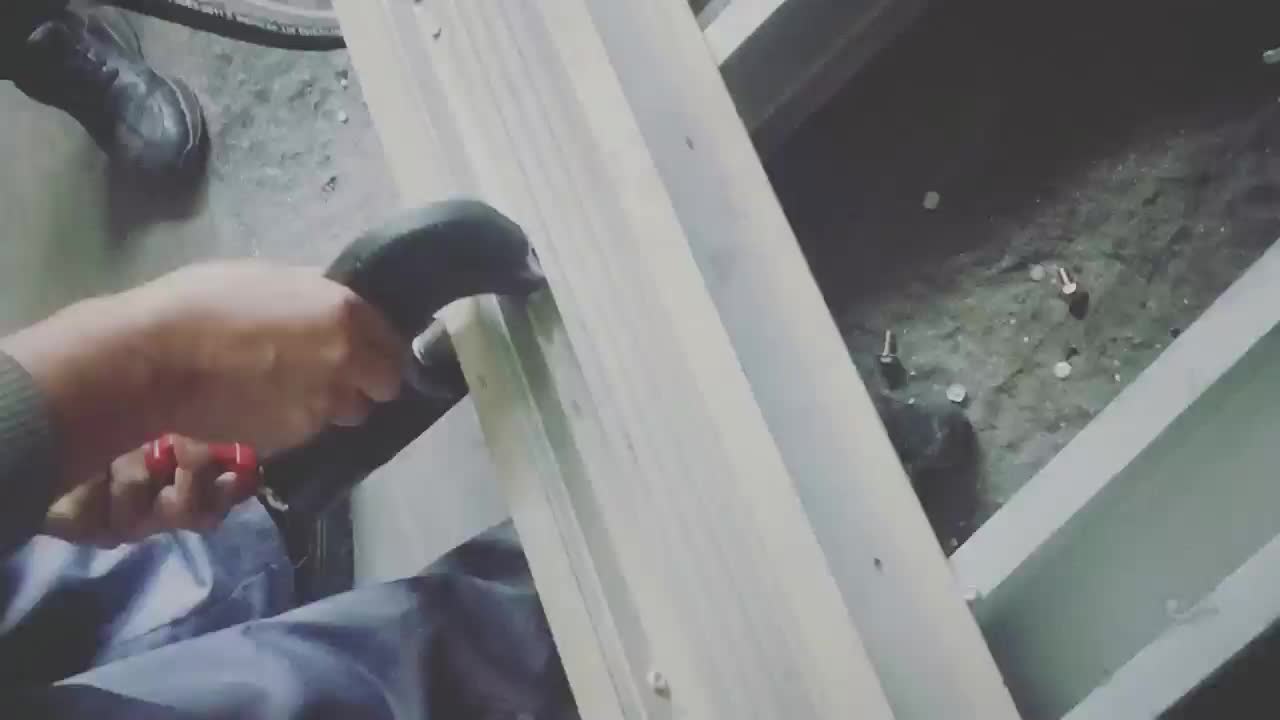 贝瑞克母线槽拆铆钉机