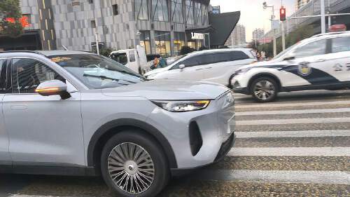 国产车颜值大爆发!这些新车标你还能认出几个?