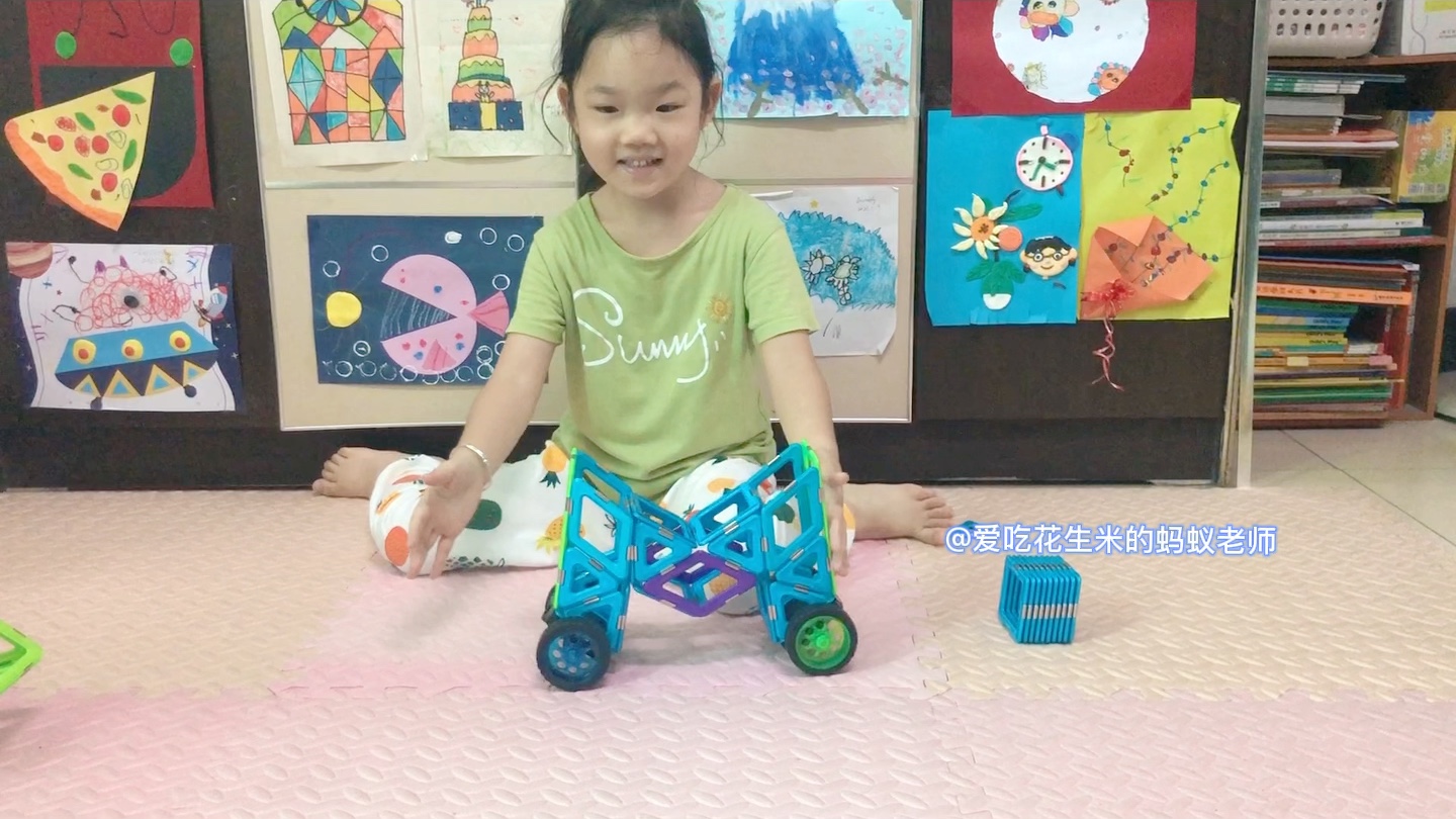 这样的M型小车看过没?